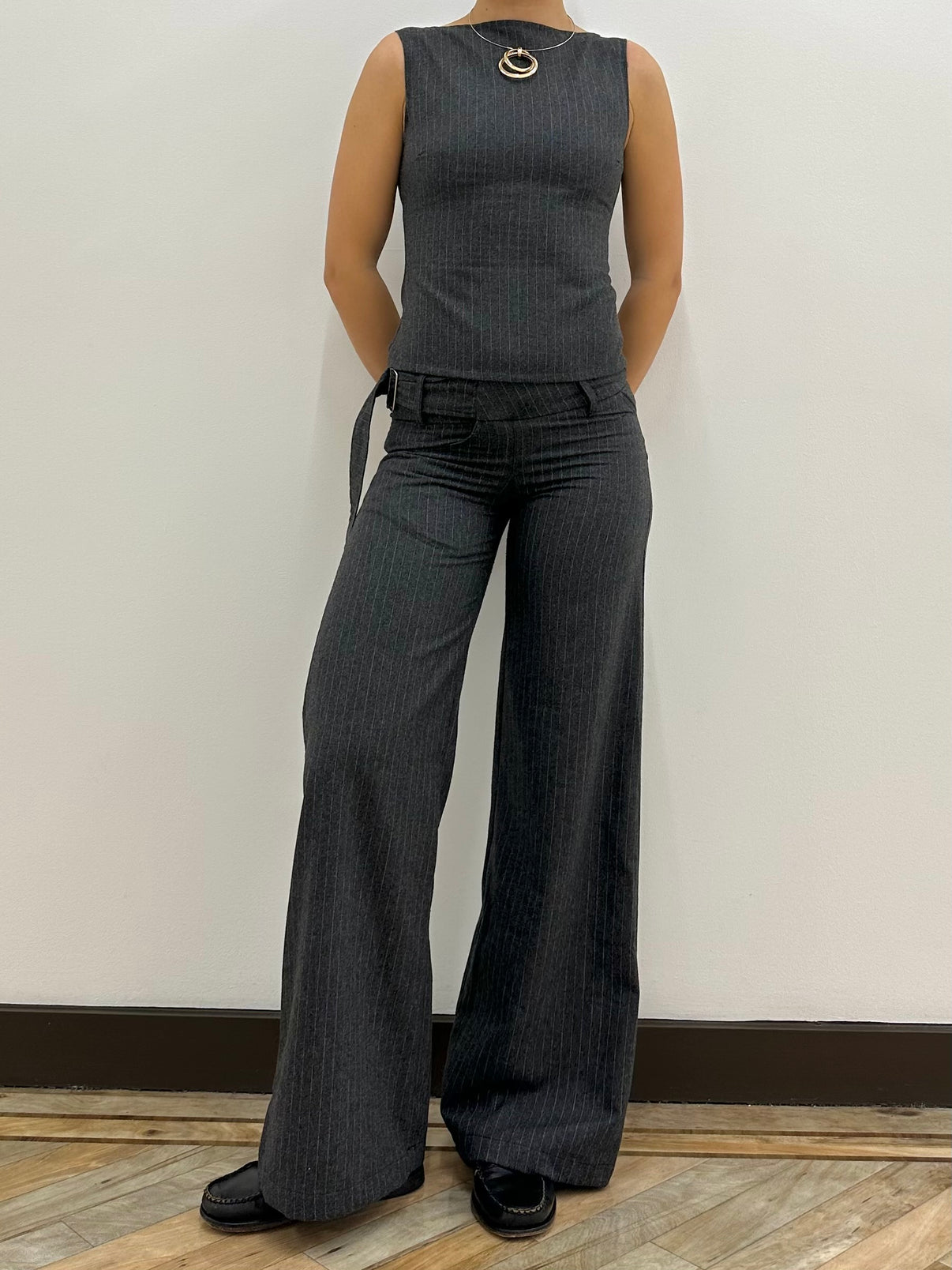 roman trouser - grey pinstripe – K&R London